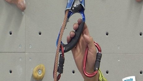 Remonter sur une corde fixe avec des autobloquants - Minutefacile.com