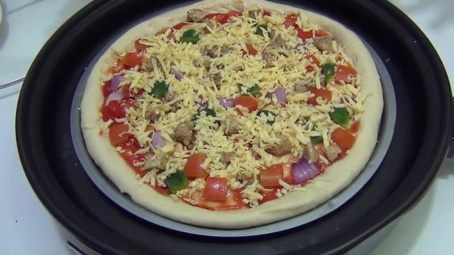 Comment faire une pizza avec un appareil à pizzas ? - Minutefacile.com