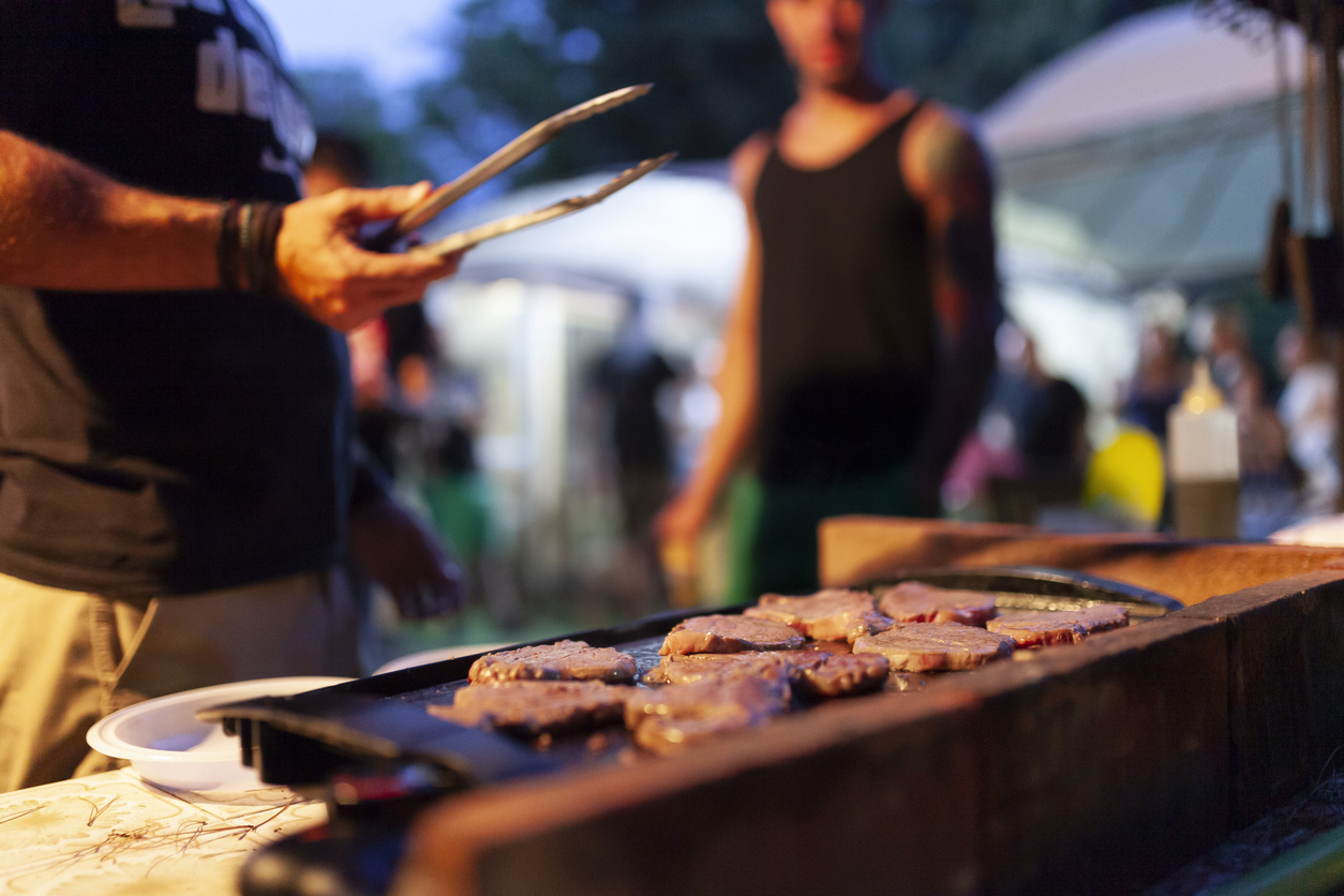 Comment bien cuire la viande à la plancha ? - Minute Facile